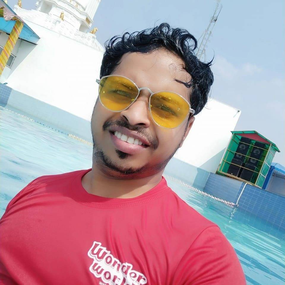 TRY with Beginner builder and my Brand colours , Explore features
